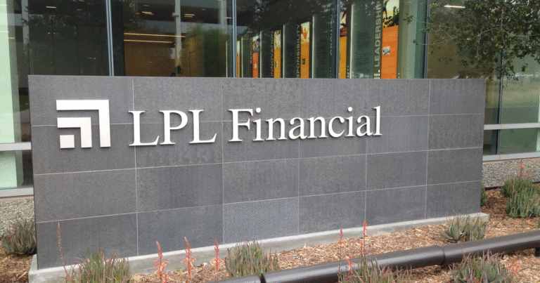 LPL Closes Commonwealth Deal - wisewalletwizard